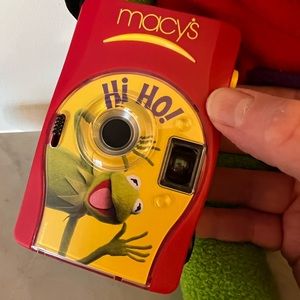 The Muppets | Toys | The Muppets Kermit The Frog Frogtographer Plush ...